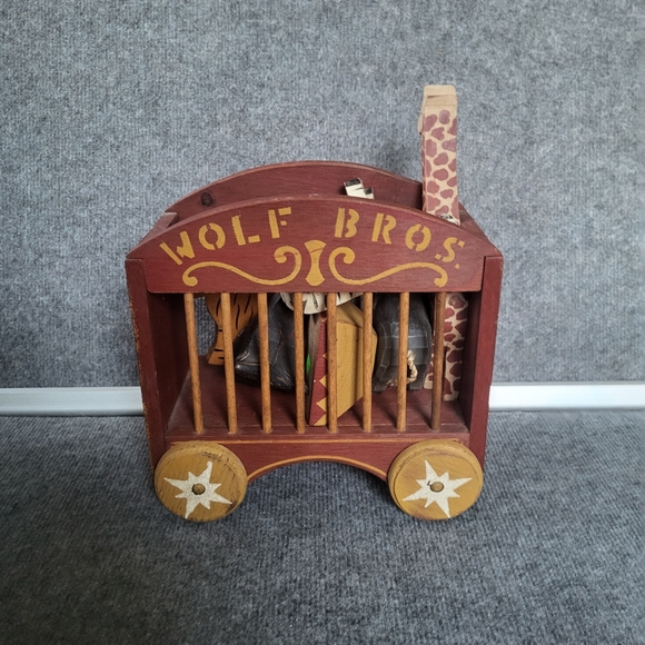 Wolf Creek | Accents | Vintage Wolf Creek Wooden Circus Train With ...